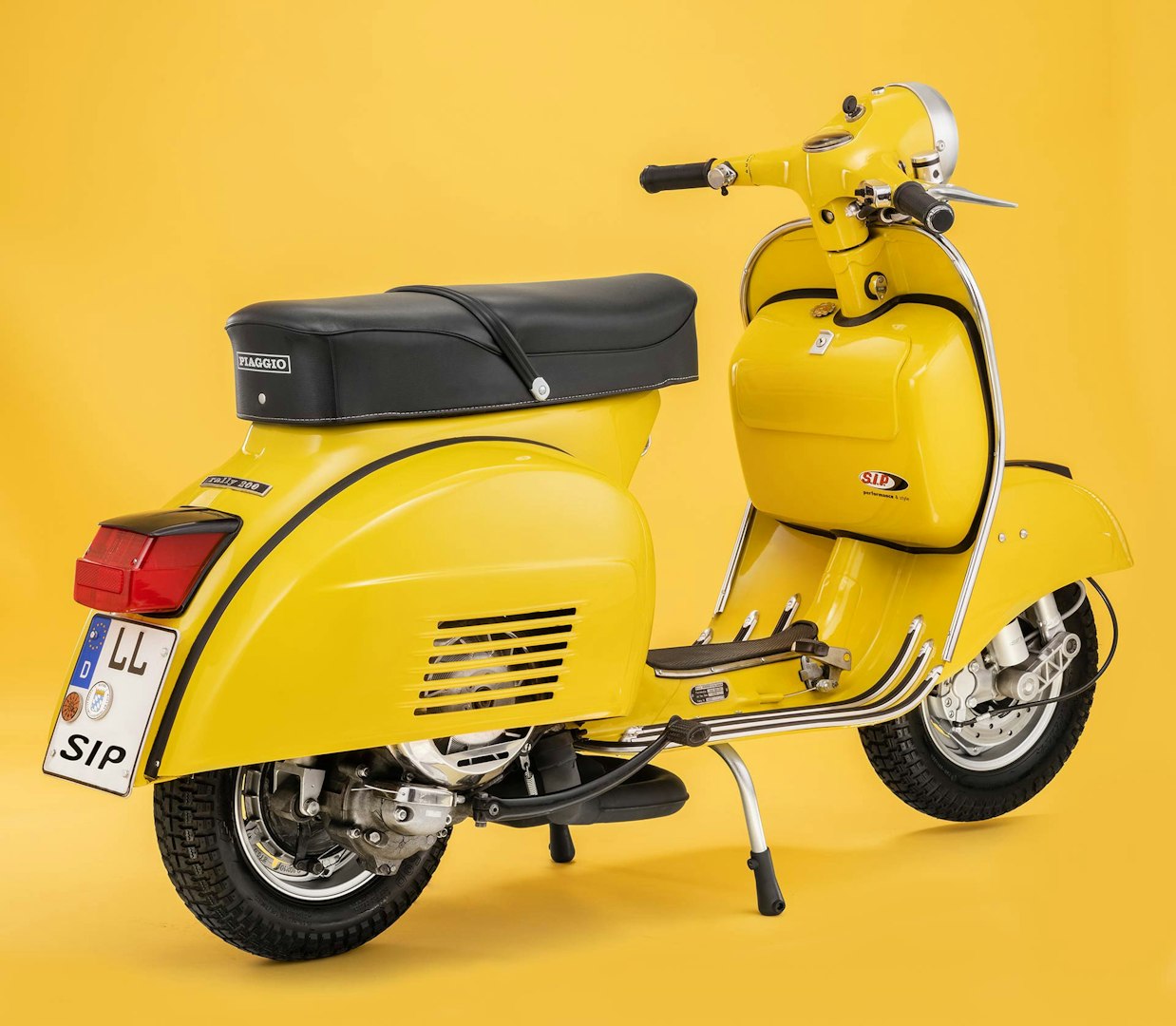 Vespa Rally 200 Street Custom by SIP Scootershop | Classic Scene Blog ...