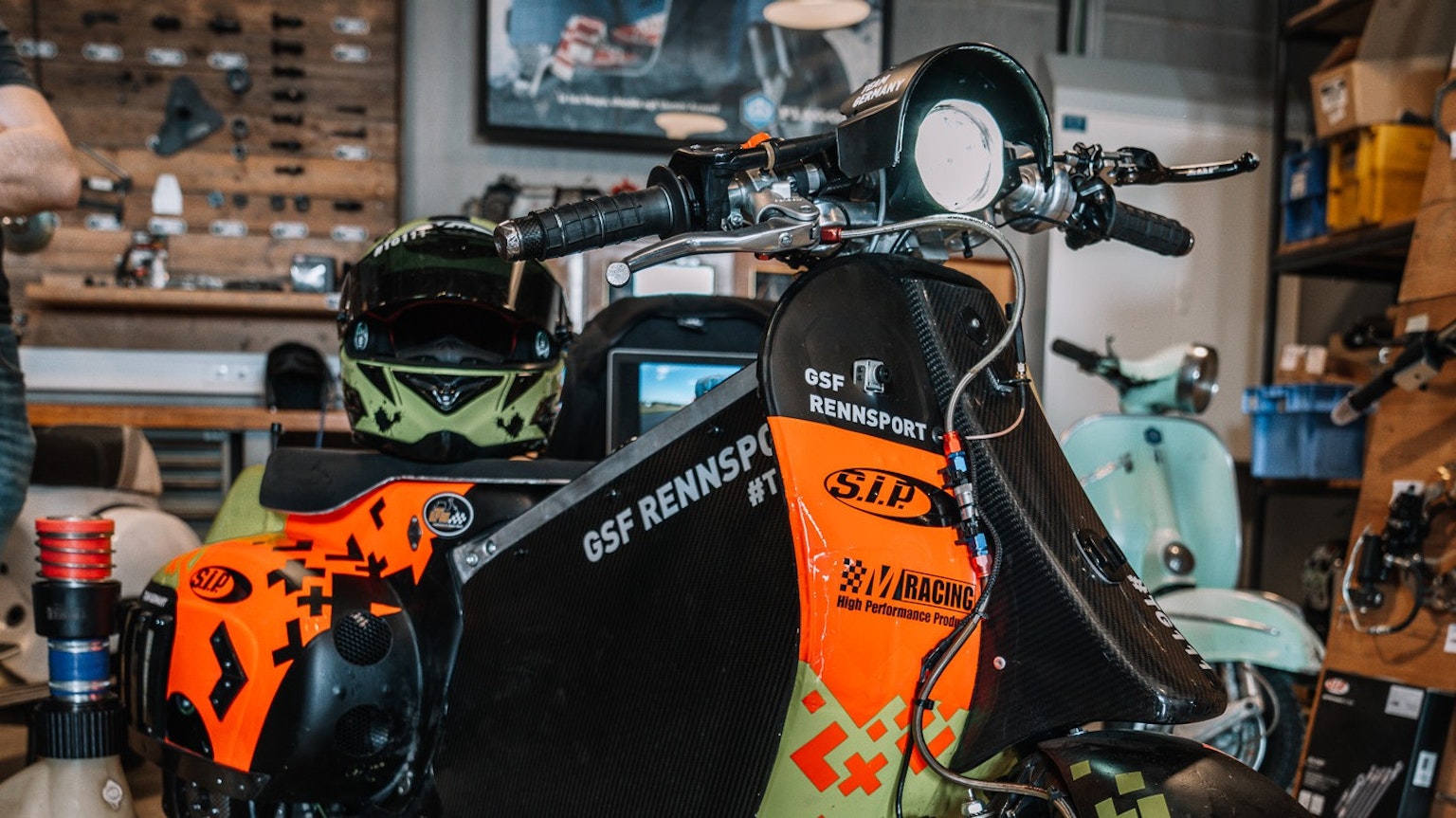 Custom Creations: Mike Betz | Classic Scene Blog Vespa & Lambretta ...