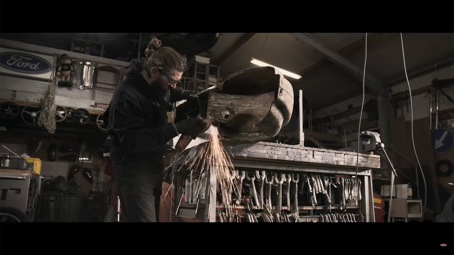 Vespa Smallframe Cross Conversion | Classic Scene Blog Vespa ...