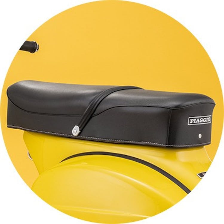 Seats, single saddles, seat covers & replacement parts for Vespa and L ...