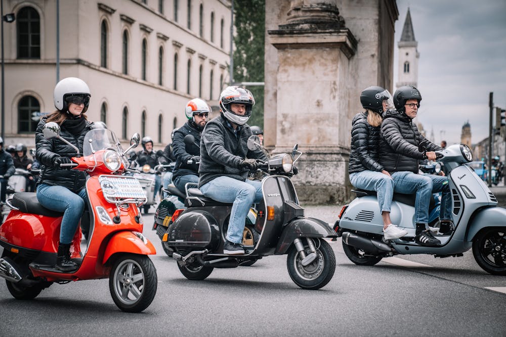 Vespa fahren: Welcher Führerschein für welchen Roller? | Klassik Szene Blog Vespa & Lambretta ...