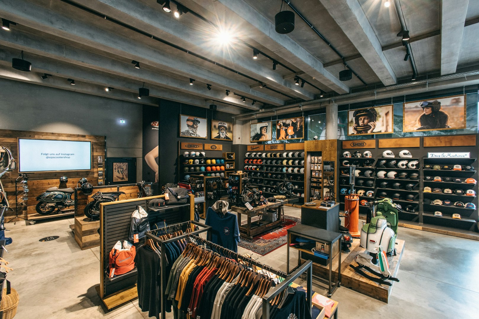 Sexiest Vespa Workshops: SIP Scootershop | Classic Scene Blog Vespa ...