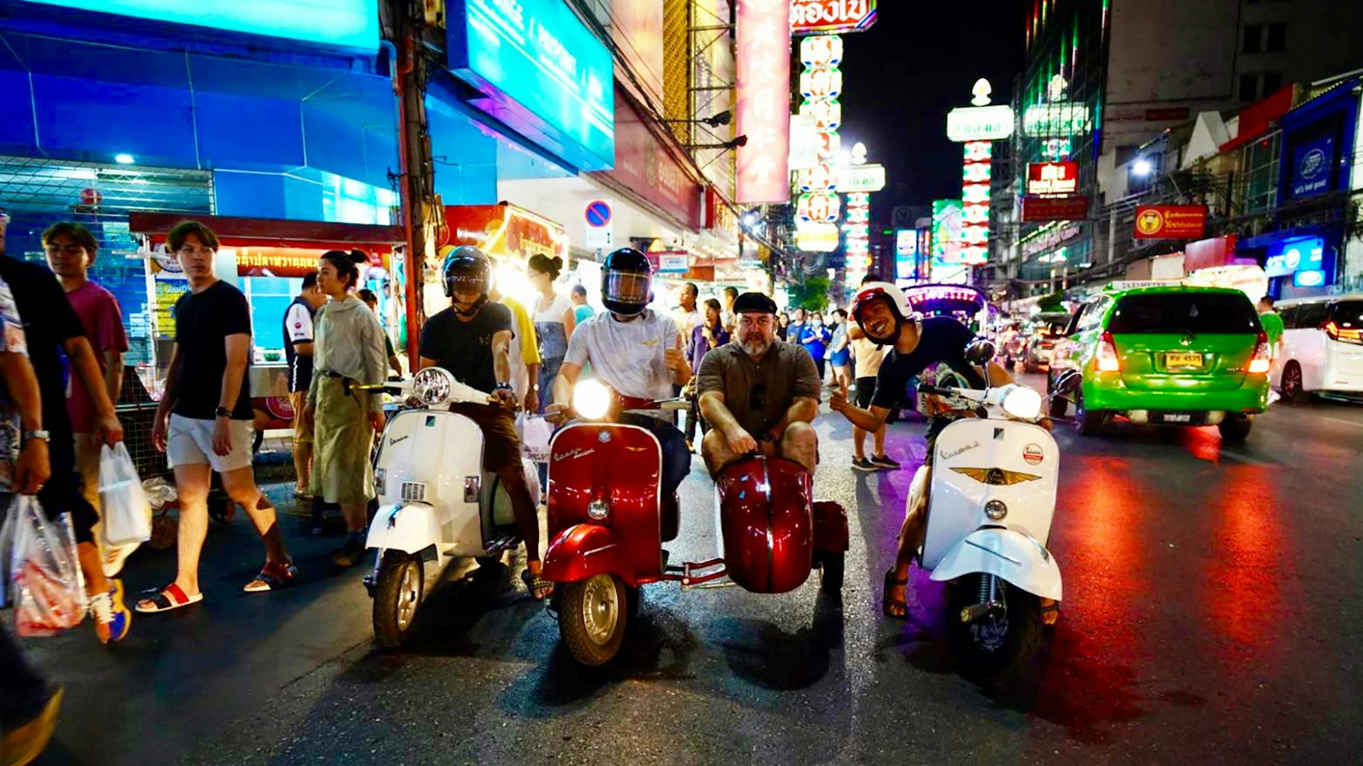 A Vespa fan visiting Asia | SIP Team-Blog | SIP-Scootershop